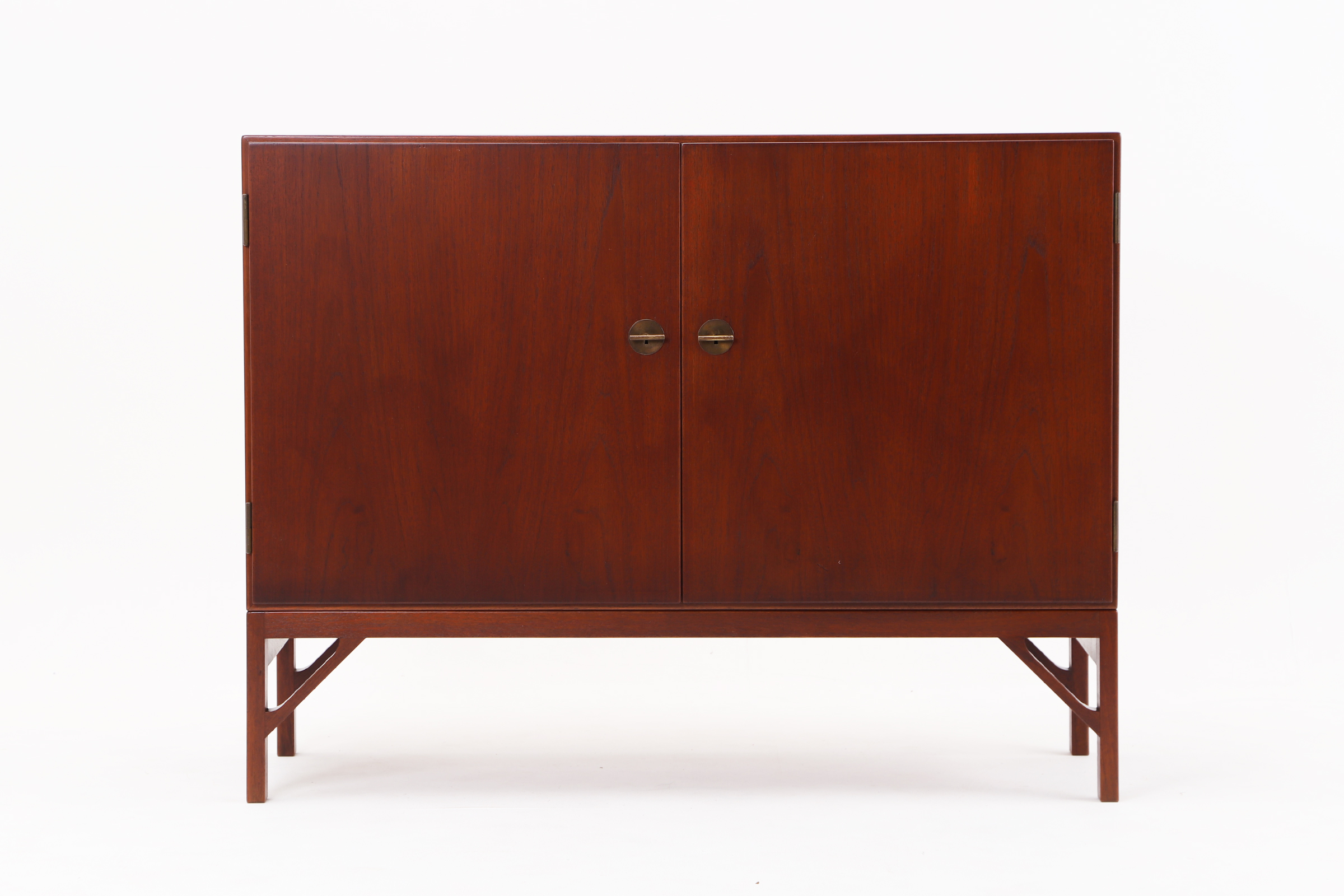 キャビネット.model 232 | KAMADA